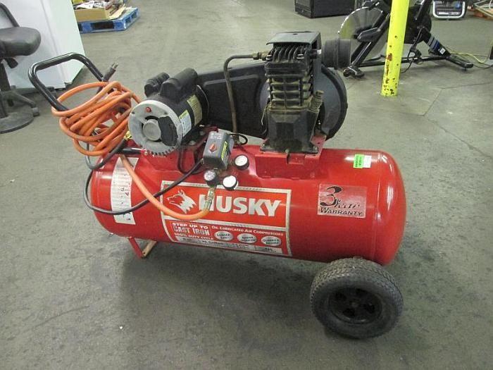 Husky 26 Gallon 120V Oil Lubricated Air Compressor Model VT631301AJ
