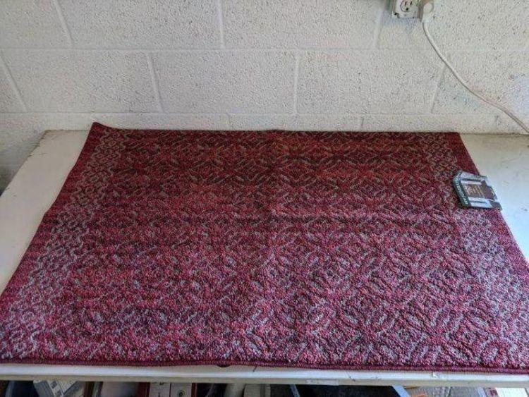 Auction Nation - Auction: CAVE CREEK RD., AZ Towels and Rugs Auction ...